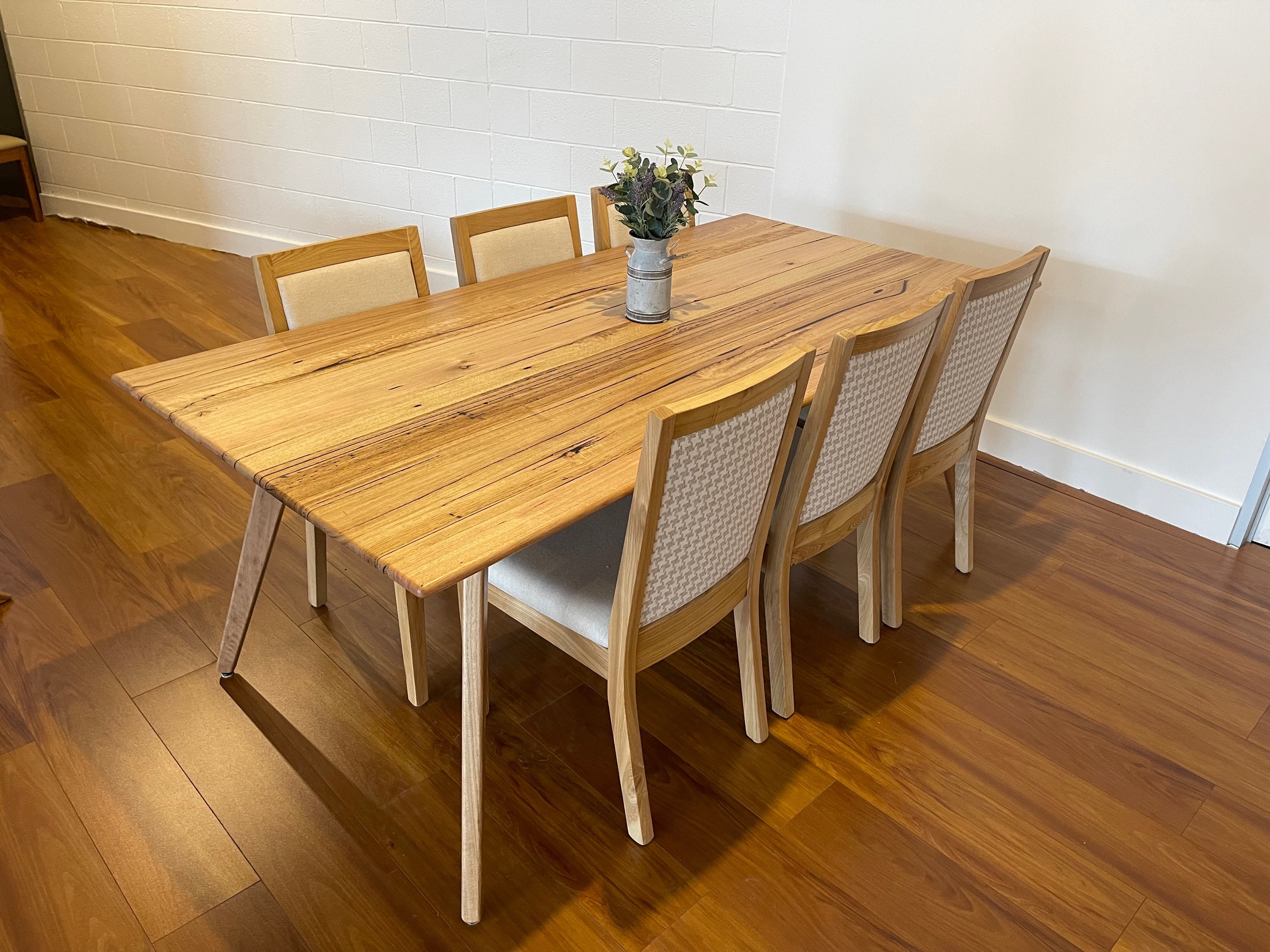 The Ultimate Guide to Choosing the Perfect Dining Table – Timberworx ...